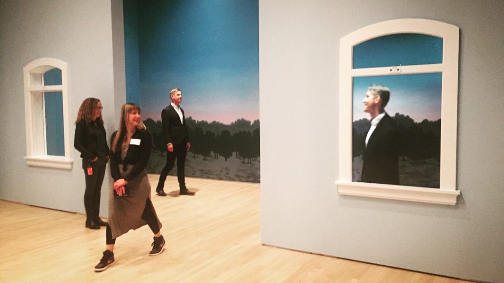 SFMOMA, Magritte Interpretive Gallery (frog) – yusthaus SFMOMA, Magritte Interpretive Gallery (frog) – yusthaus